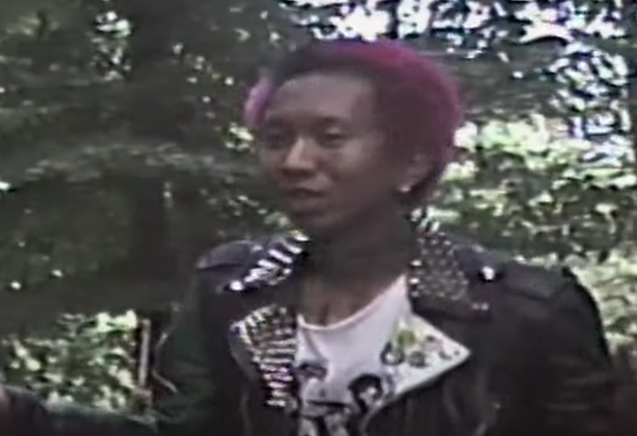 RAF SIMONS W A EYEPATCH – Cold Hart – Músicas Mais Tocadas